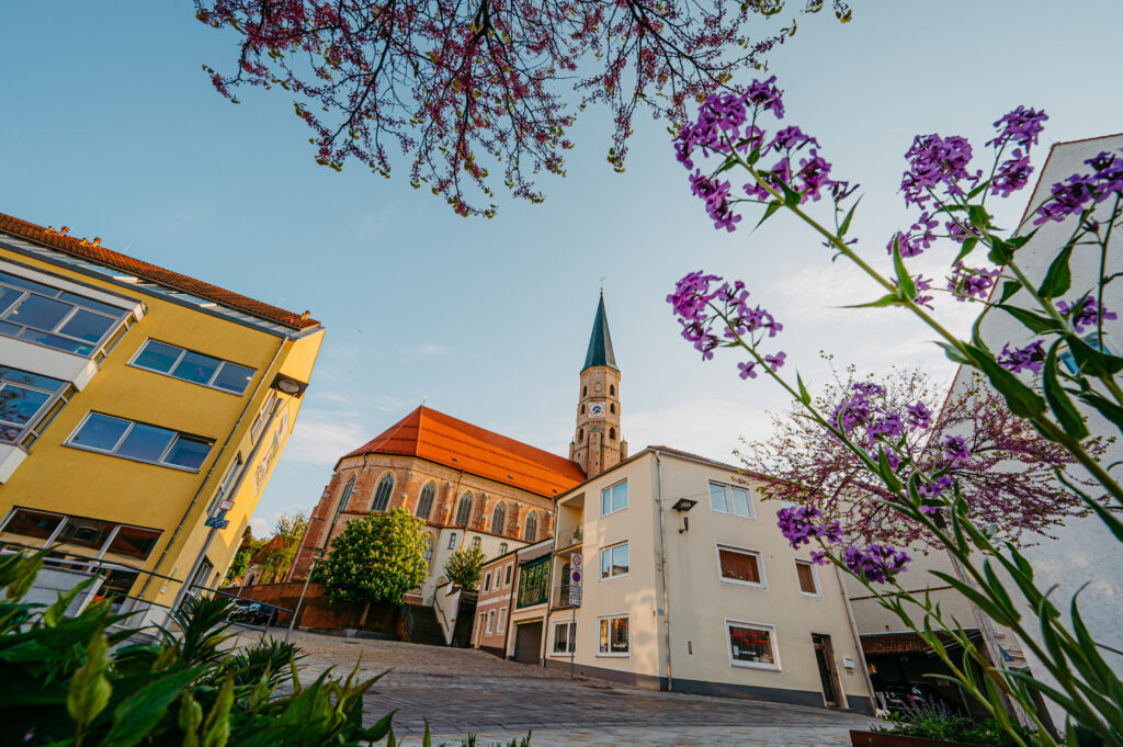 Parish Church St. Johannes - Stadt Dingolfing Tourismus